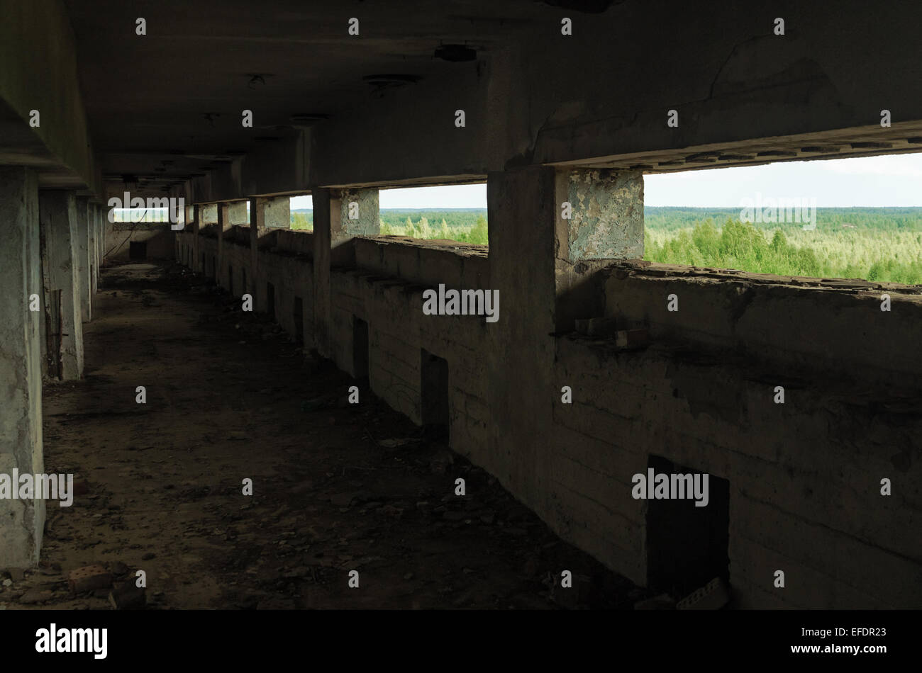 Poste d'observation de la commande sur l'ex terrain 'Dretour'- 'Abashin ...