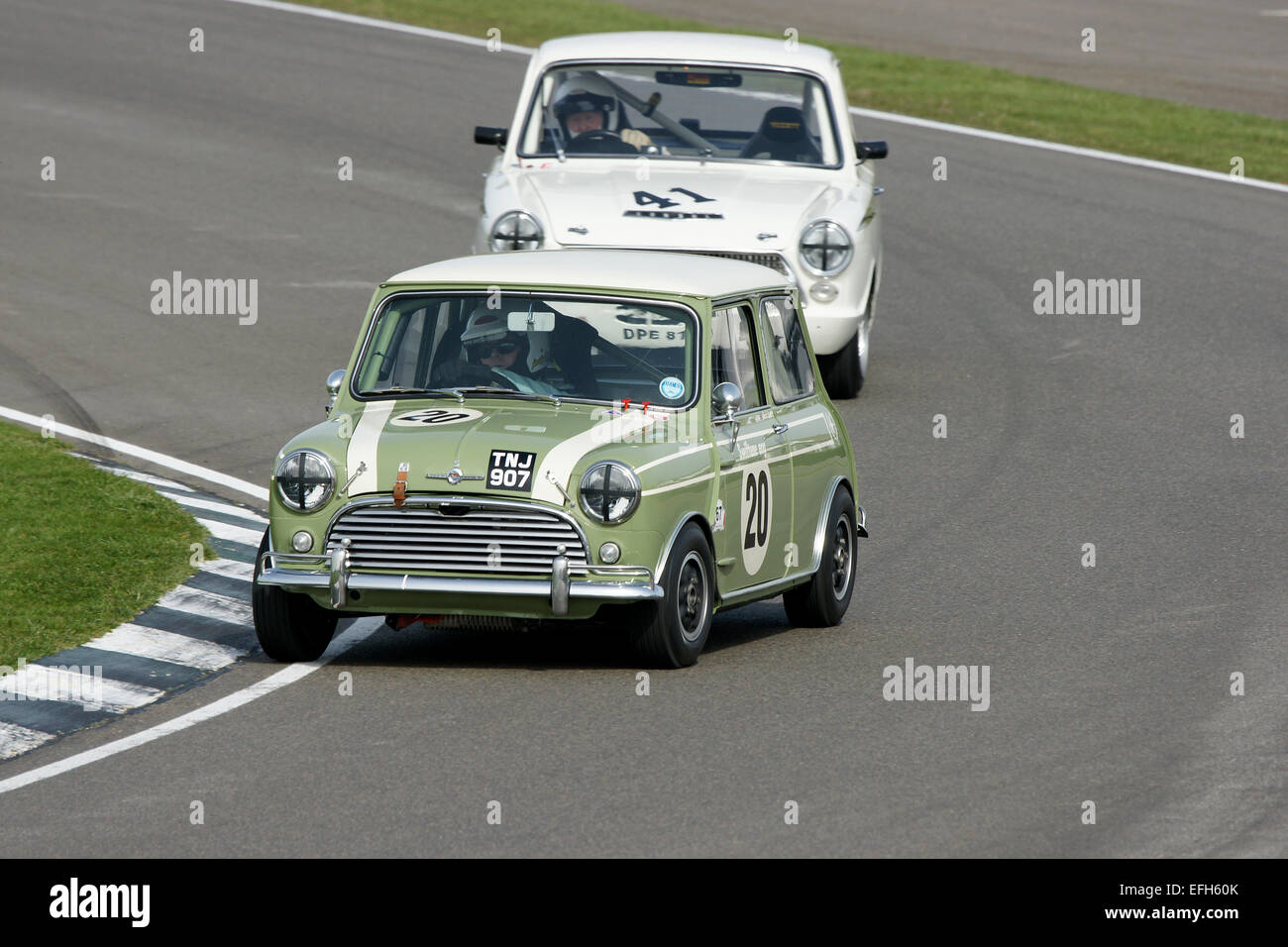 Morris mini racing car Banque de photographies et d’images à haute ...