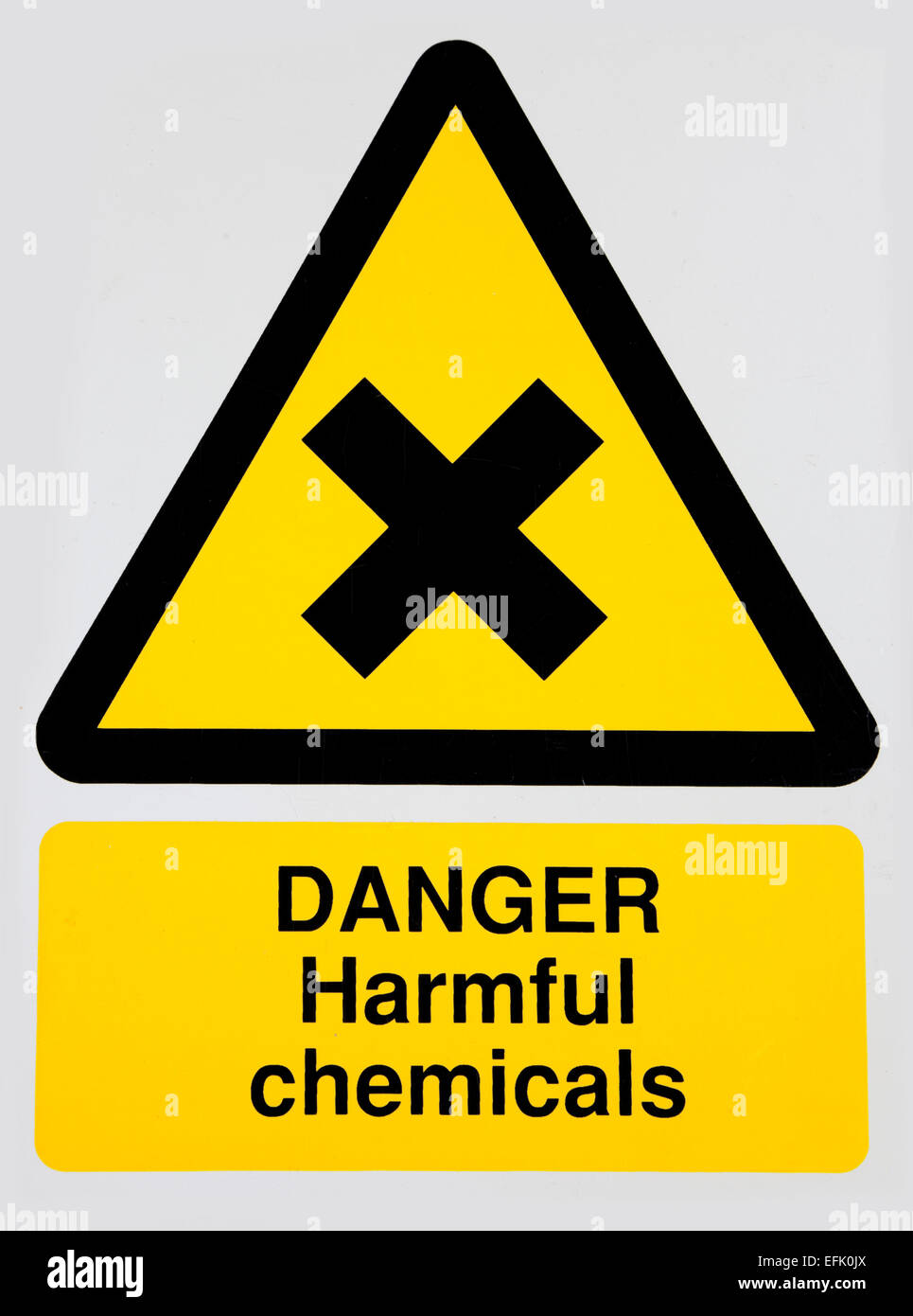 Panneau d'Avertissement - Danger Produits chimiques nocifs Photo Stock ...