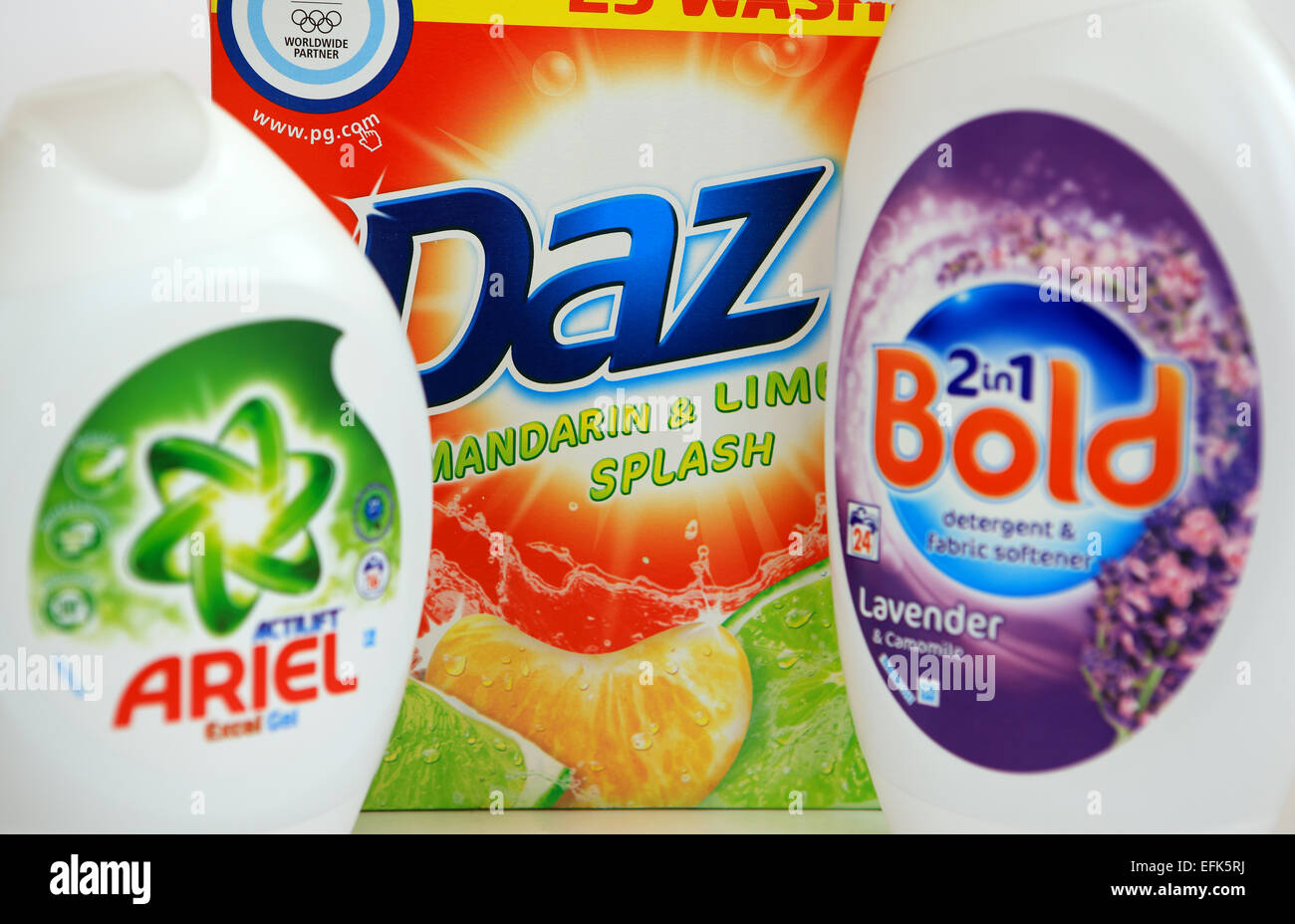 Lessive en poudre Banque de photographies et d’images à haute ...