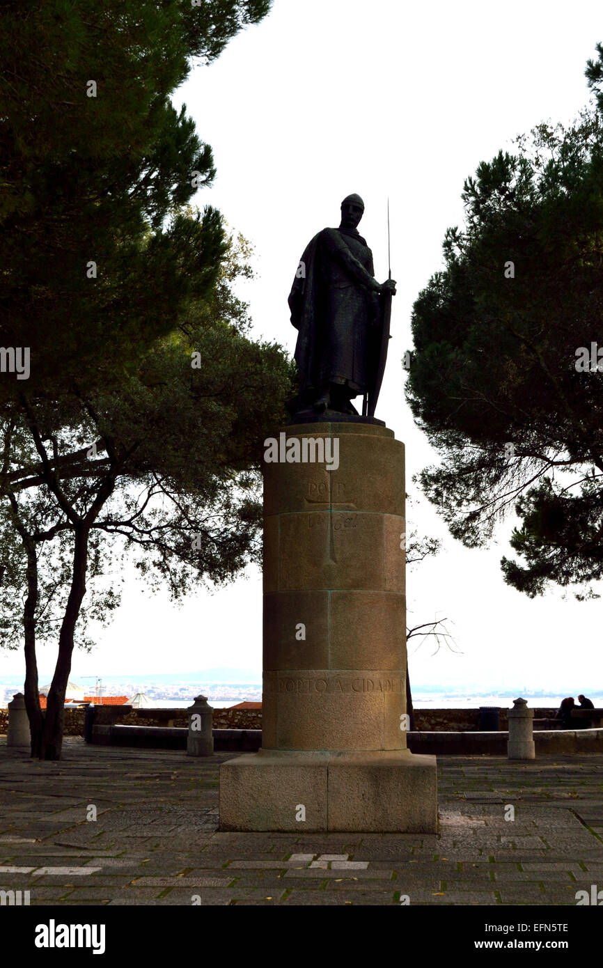 Lisbon castle statue Banque de photographies et d’images à haute ...
