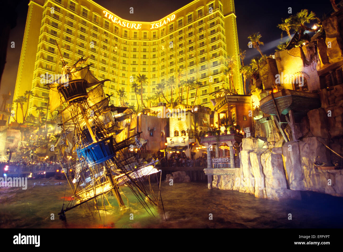 L'une des plus chaudes de Las Vegas, de nouvelles attractions est une ...