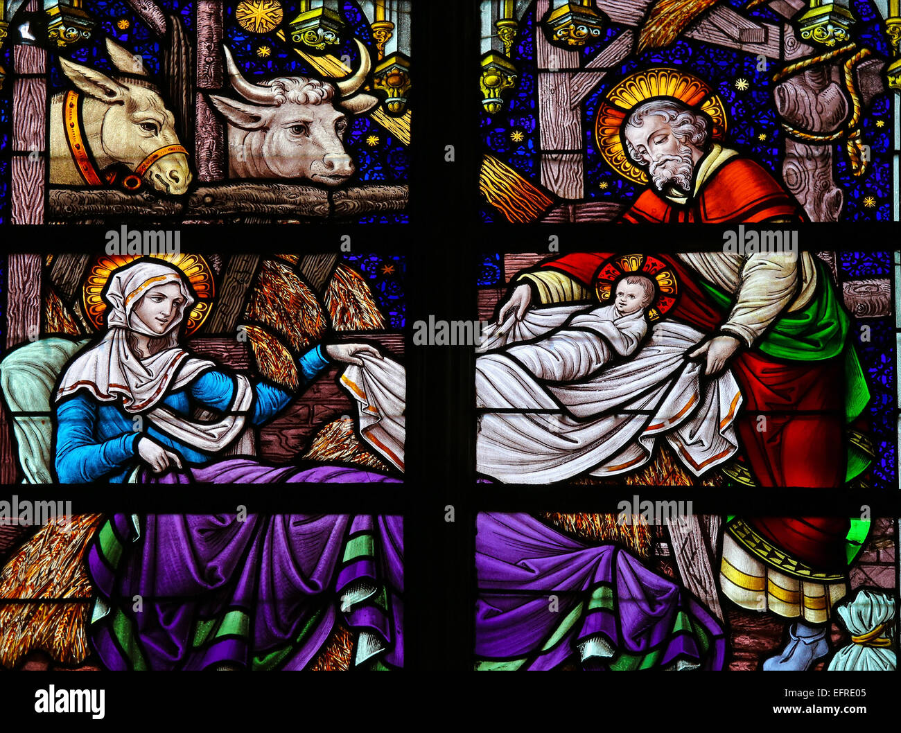 Family scene Banque de photographies et d’images à haute résolution - Alamy