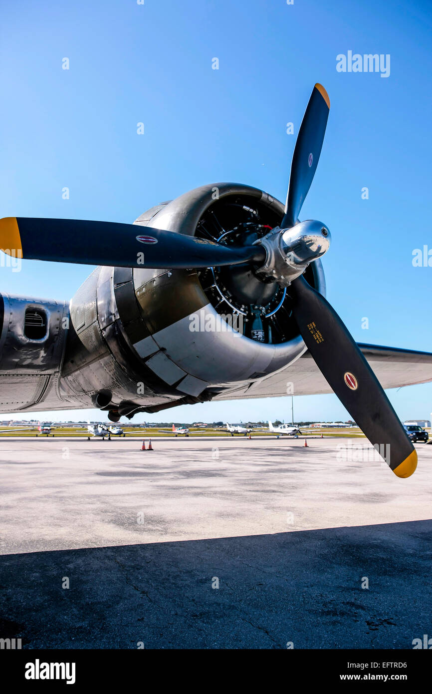Boeing b17g forteresse volante Banque de photographies et d’images à ...