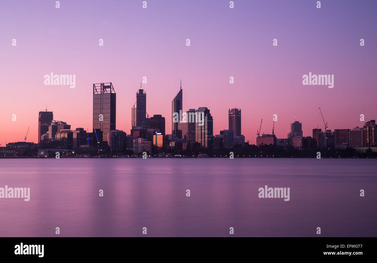Perth night Banque de photographies et d’images à haute résolution - Alamy
