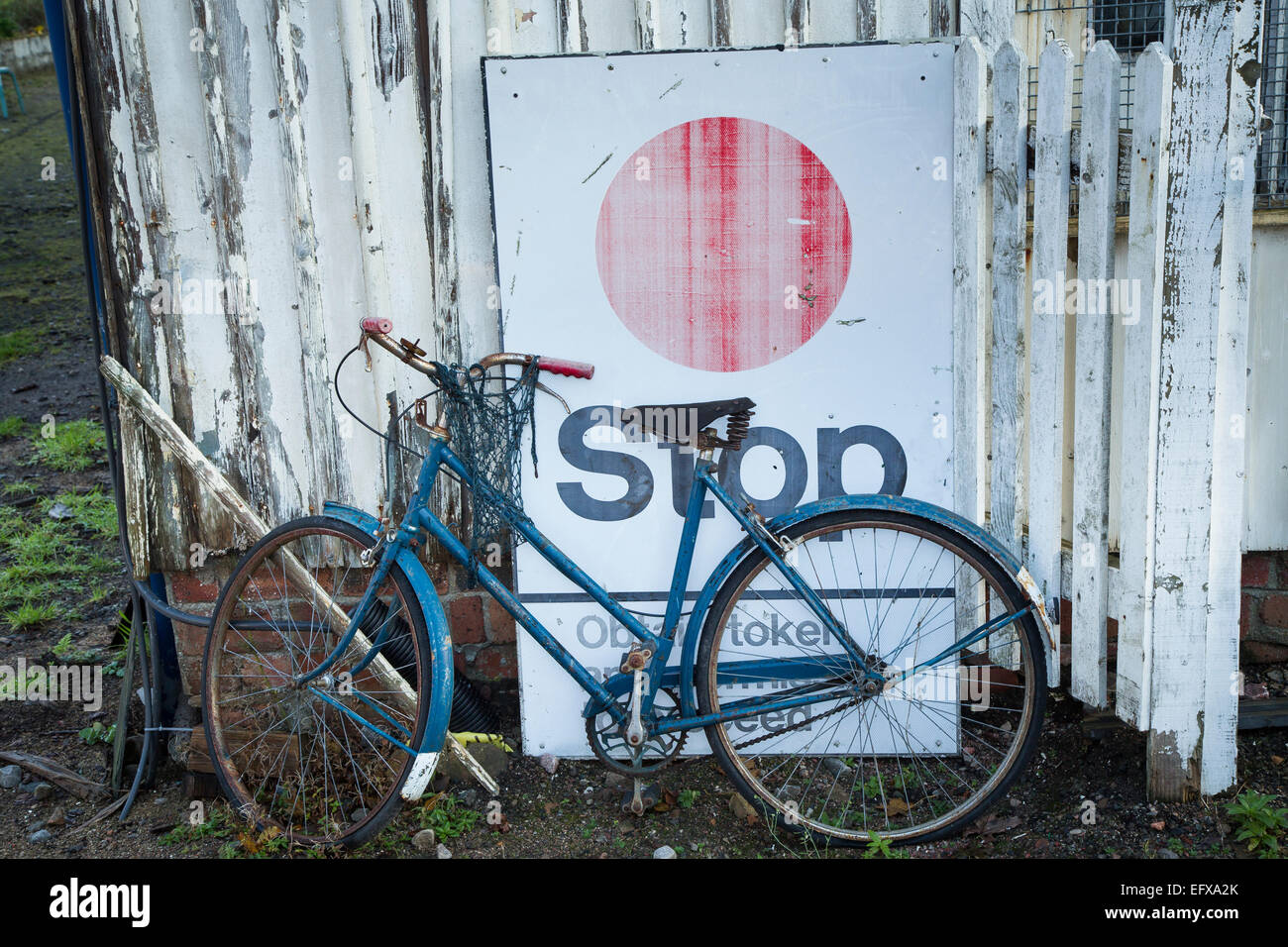 Old bike station Banque de photographies et d’images à haute résolution ...