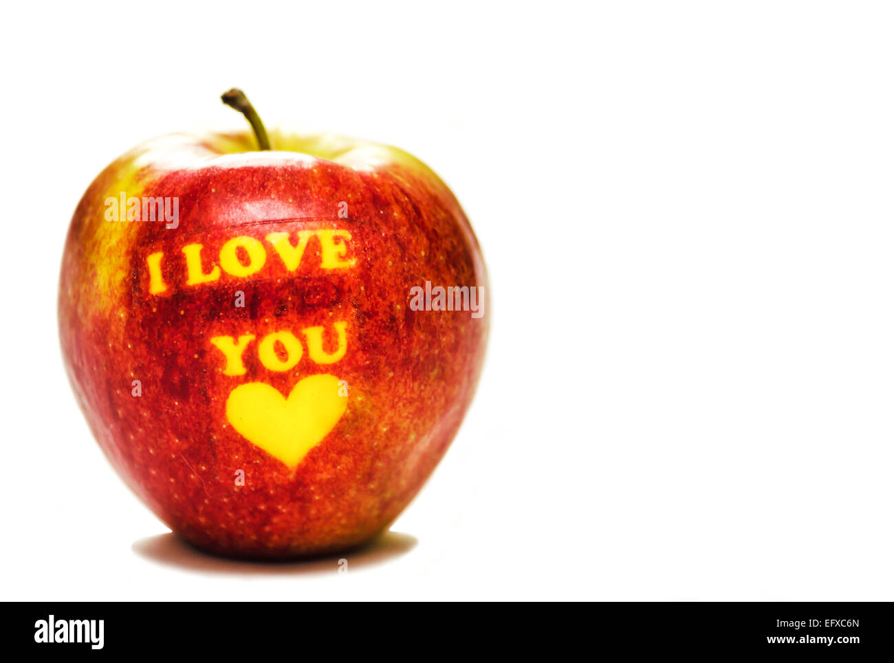 Fruit de la passion rouge et jaune Banque de photographies et d’images ...