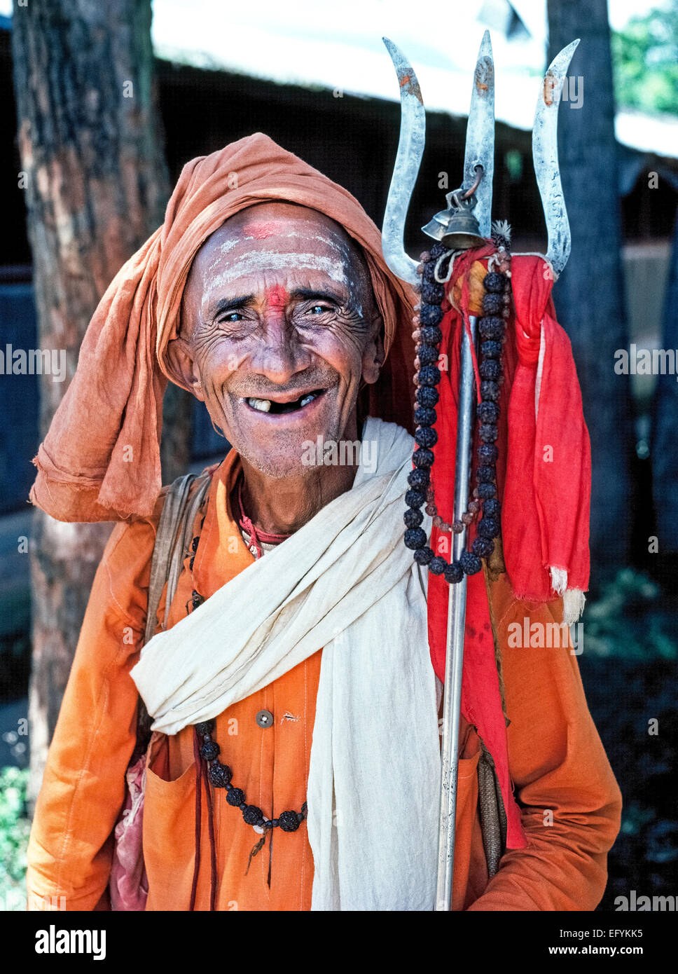 Homme saint Banque de photographies et d’images à haute résolution - Alamy