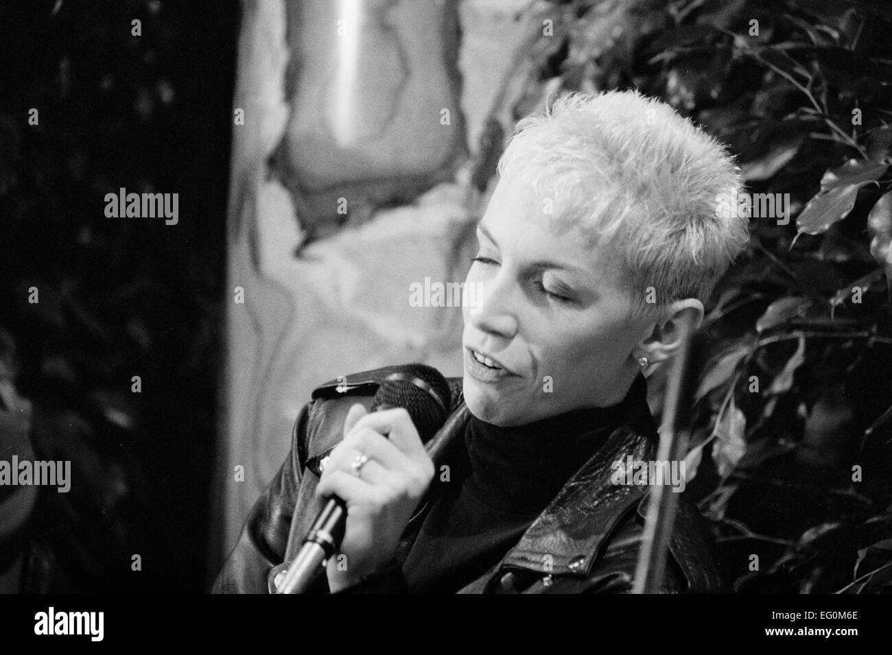 Annie lennox singer eurythmics Banque de photographies et d’images à ...