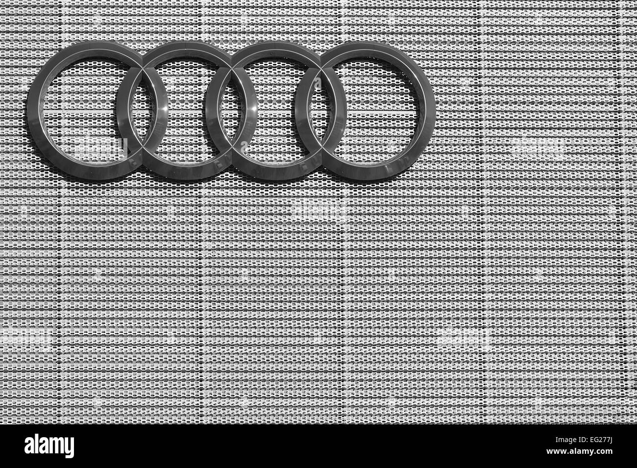 Logo audi Banque d'images noir et blanc - Alamy