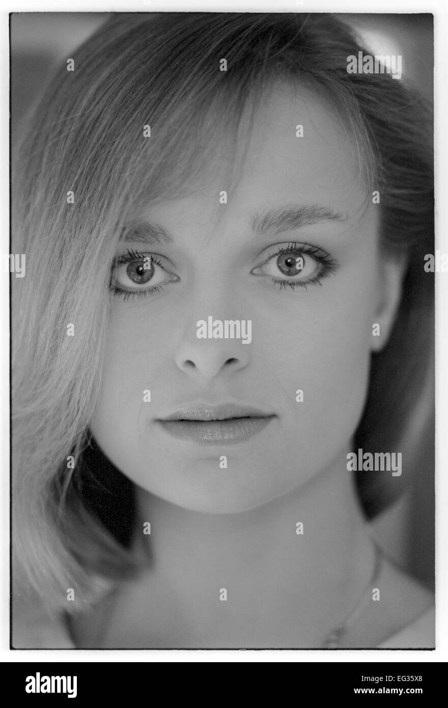 James bond bond girl Banque de photographies et d’images à haute ...