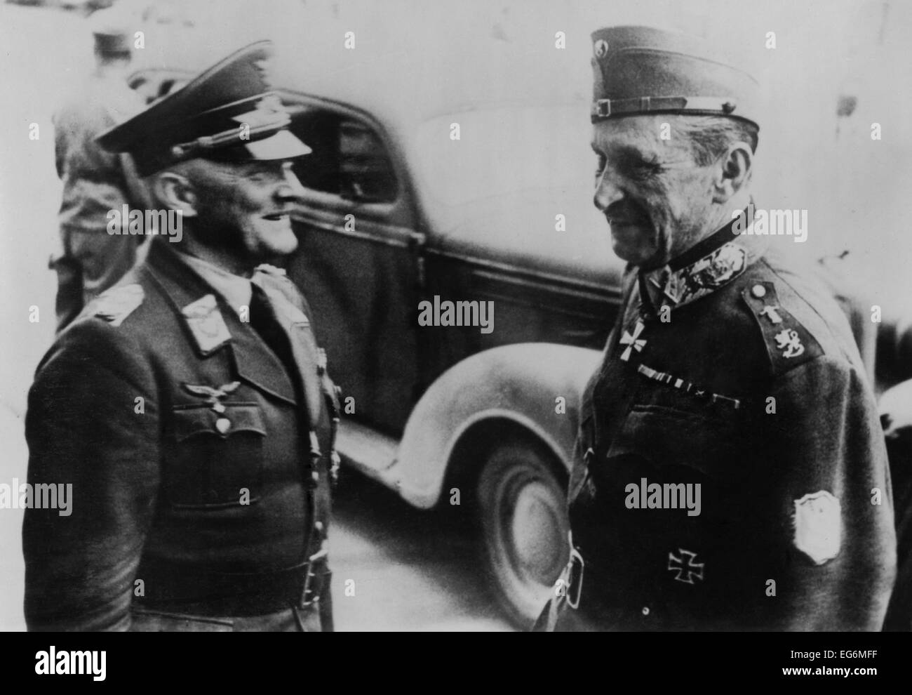 Uniformes allemand ww2 1941 Banque d'images noir et blanc - Alamy