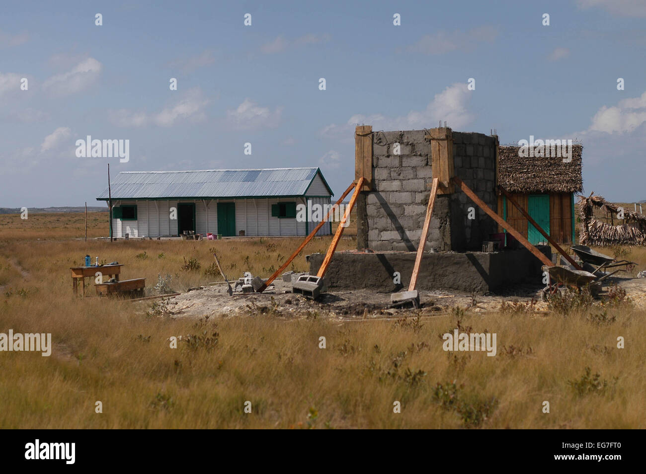 Latrine rurale Banque de photographies et d’images à haute résolution ...