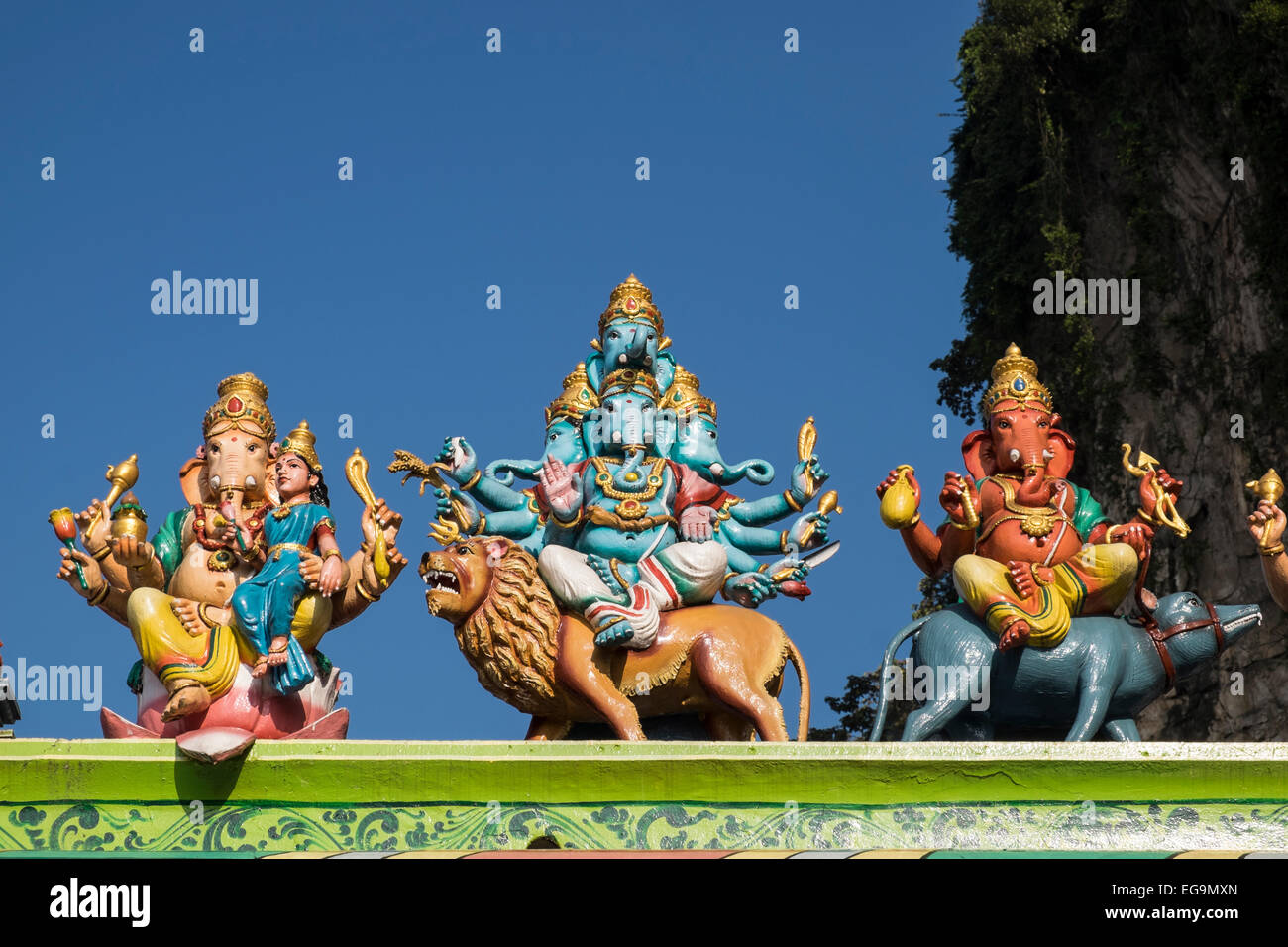 Hindu gods statues Banque de photographies et d’images à haute ...