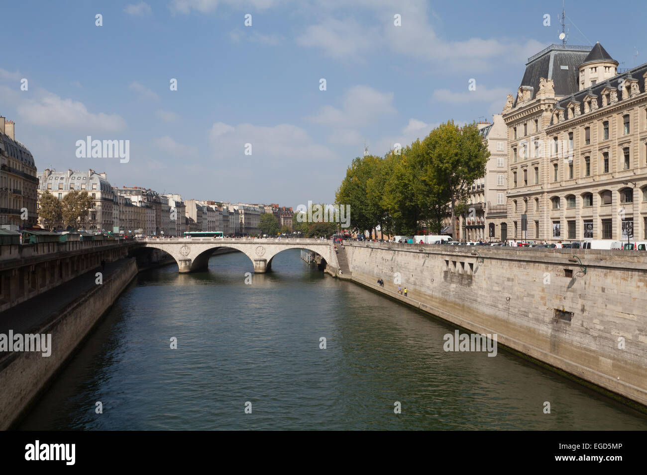 Paris by the pont saint michel Banque de photographies et d’images à ...
