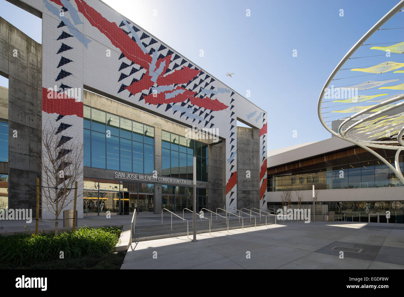 Mcenery convention center Banque de photographies et d’images à haute ...
