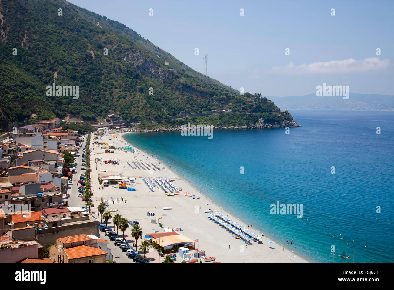 Plage, scilla village, province de Reggio de Calabre, Calabre, Italie ...