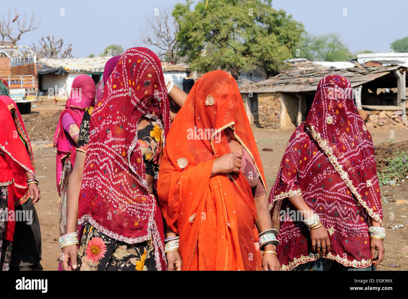 Femmes indiennes Banque de photographies et d’images à haute résolution ...