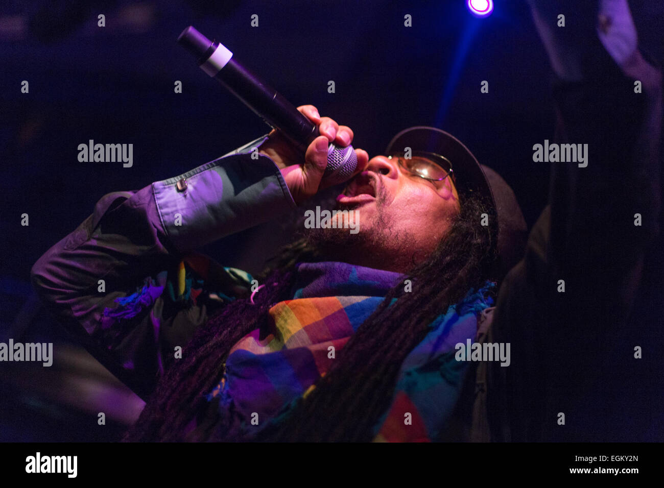 Maxi priest Banque de photographies et d’images à haute résolution - Alamy