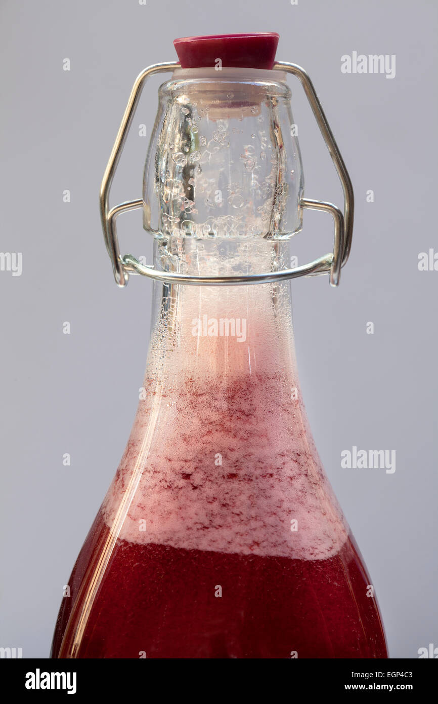 Limonade en bouteille Banque de photographies et d’images à haute ...