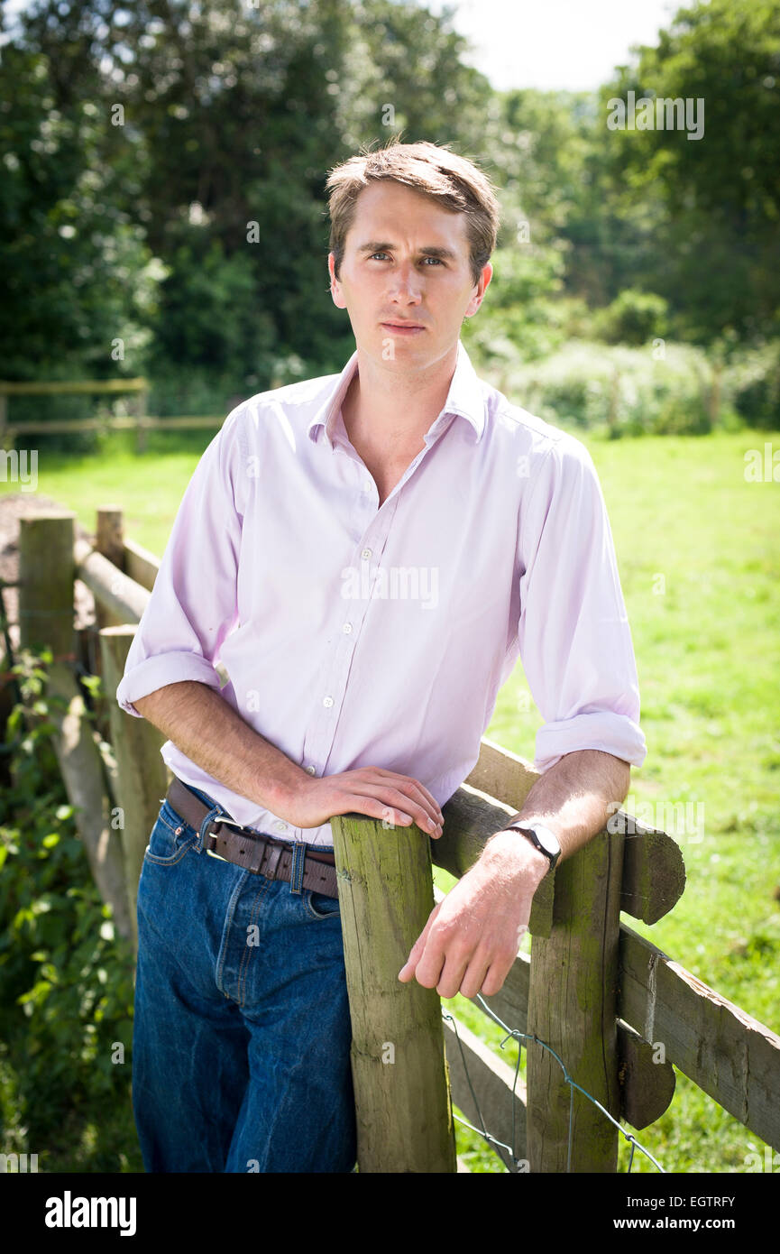 Otis Ferry (b 1/11/1982), plus jeune fils du chanteur Brian Ferry. En ...