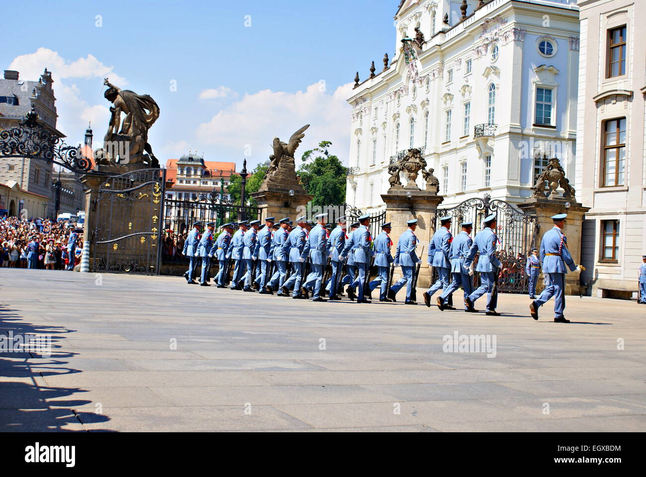 Relève de la Garde cérémonie se déroule dans la première cour du ...