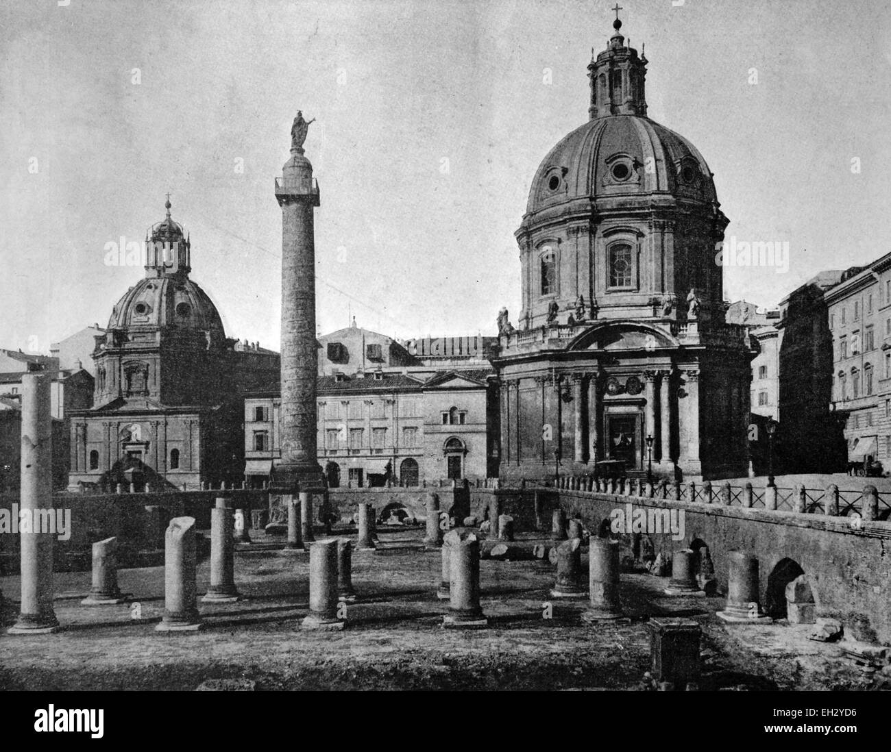 Forum trajans rome Banque d'images noir et blanc - Alamy