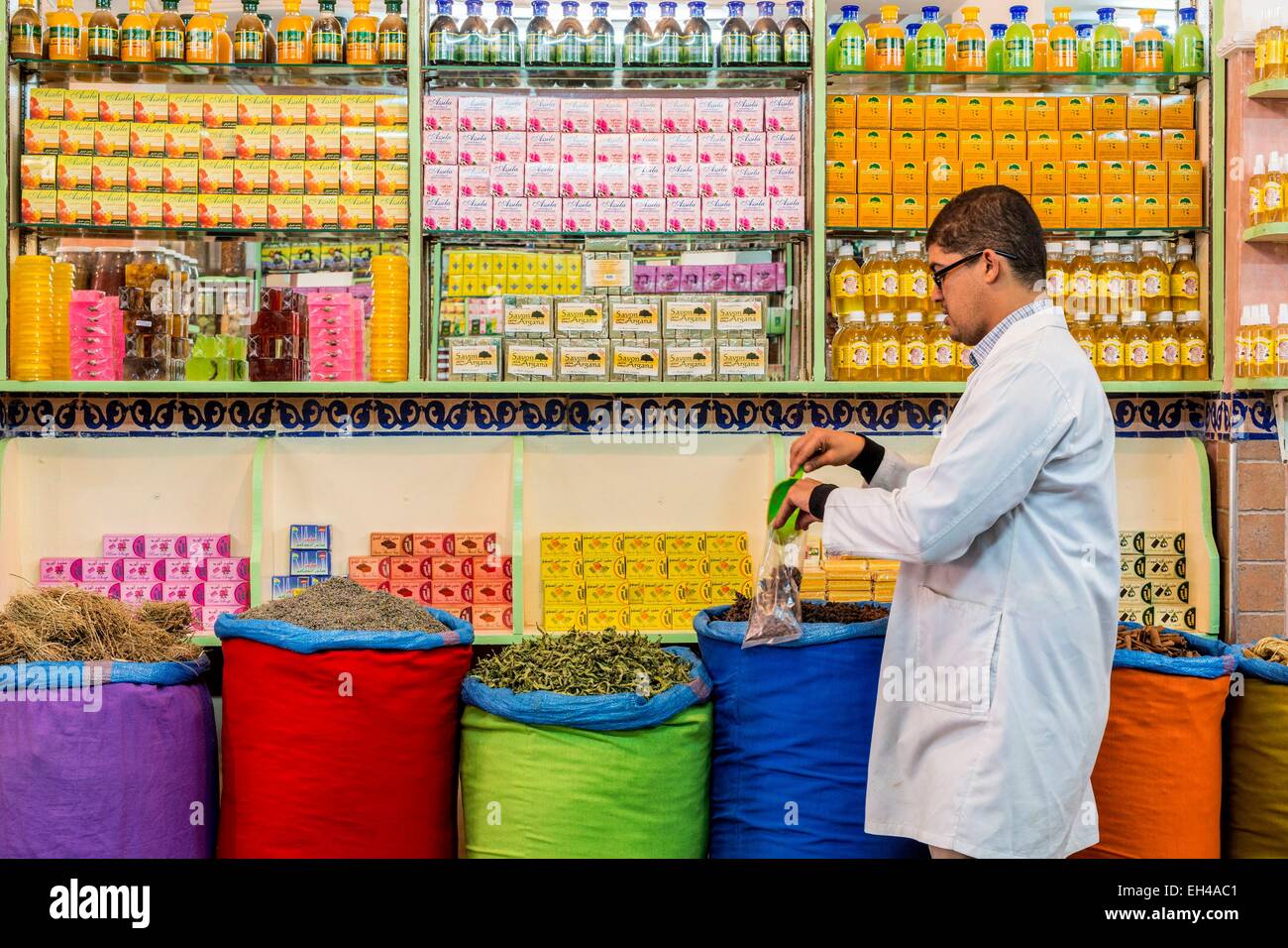 Cosmétiques afrique Banque de photographies et d’images à haute ...