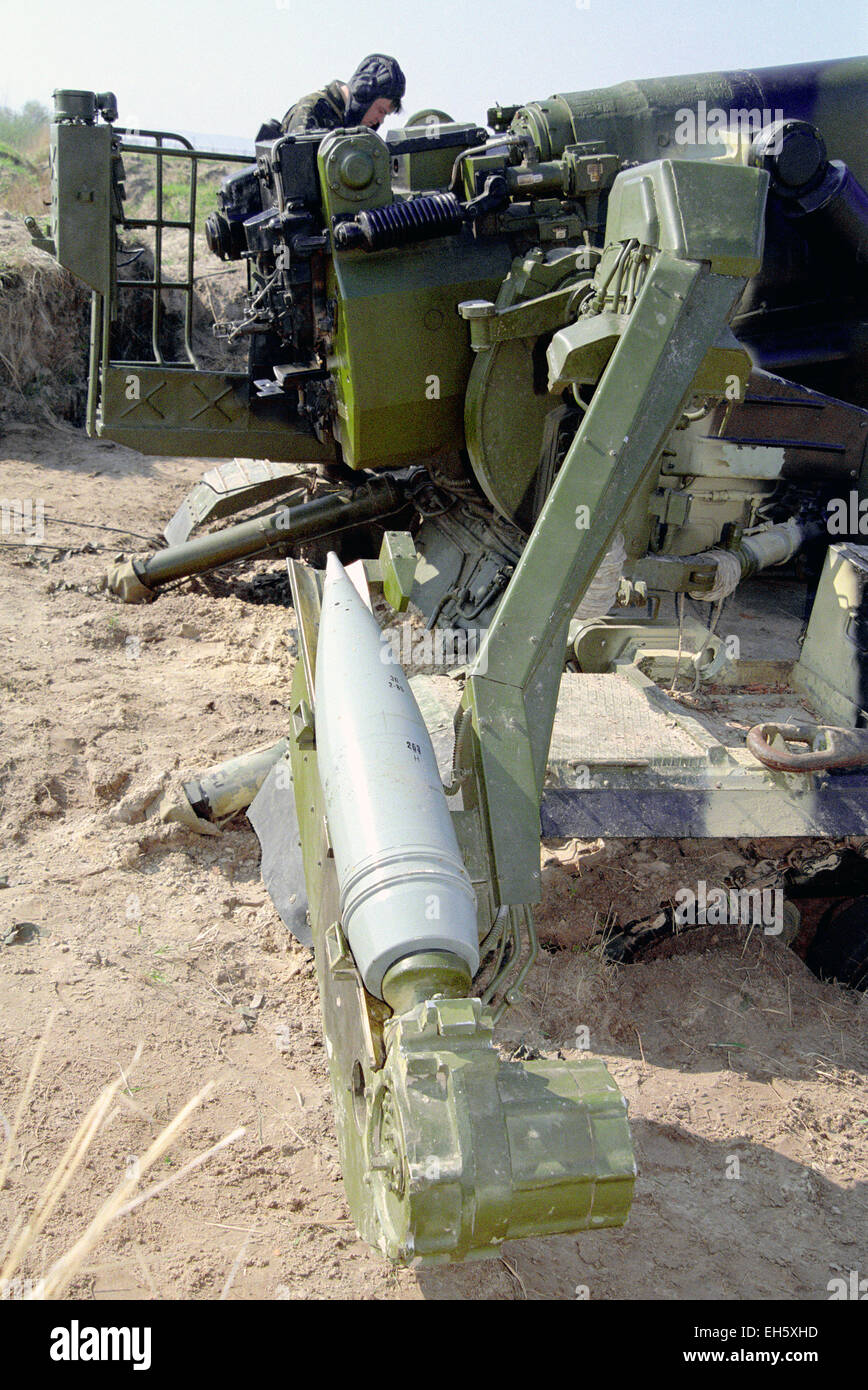 Canon automoteur,une gamme de grande qualité, 2S7 pion Photo Stock - Alamy