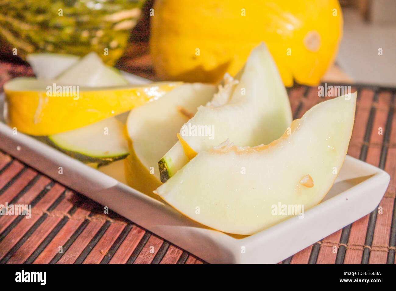 Melons miel orange Banque de photographies et d’images à haute résolution - Alamy