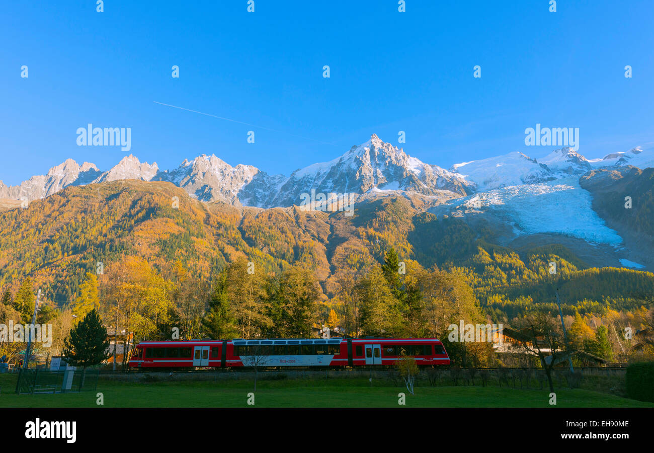 Mont blanc express train Banque de photographies et d’images à haute ...