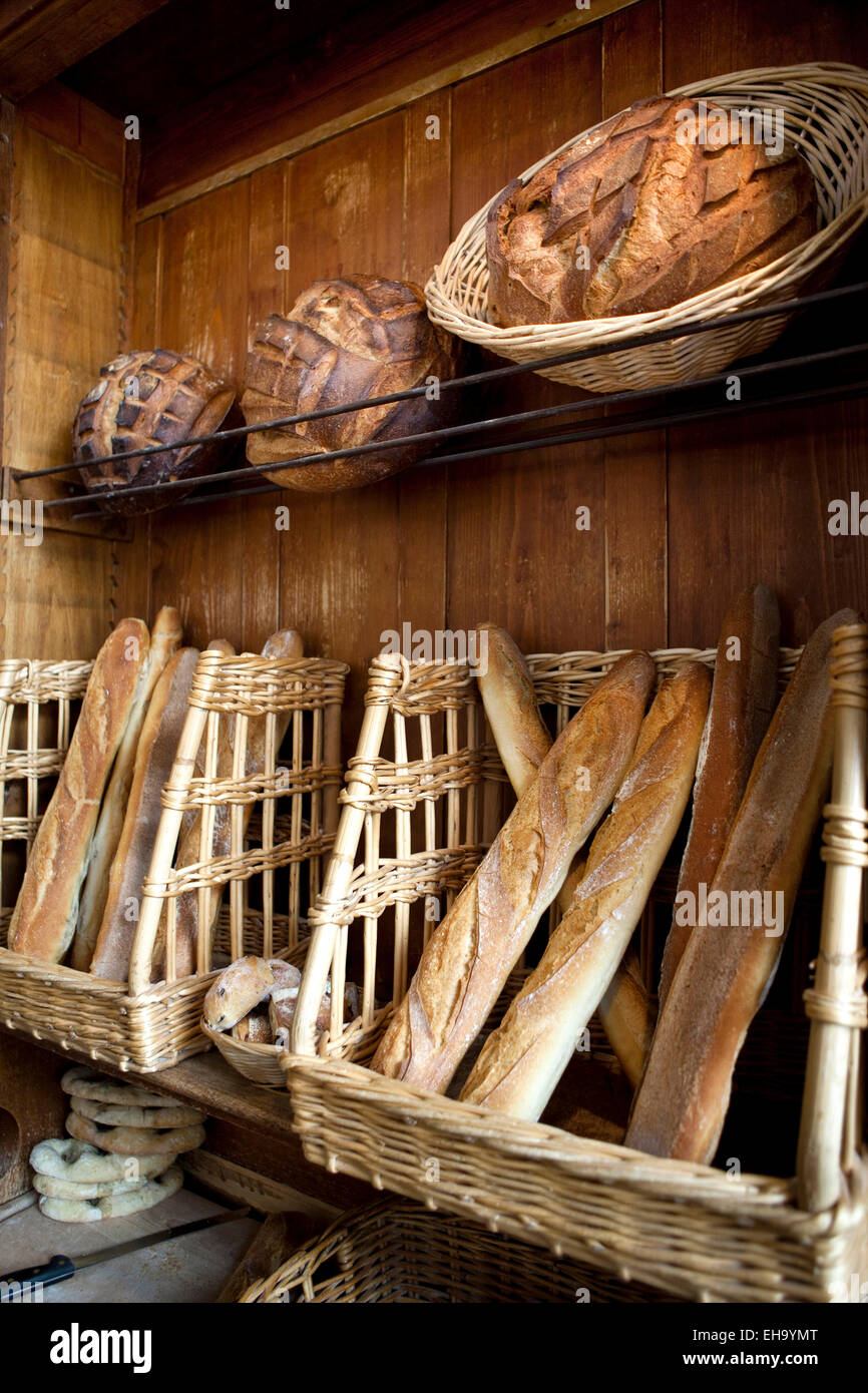 Old french boulangerie shop Banque de photographies et d’images à haute ...