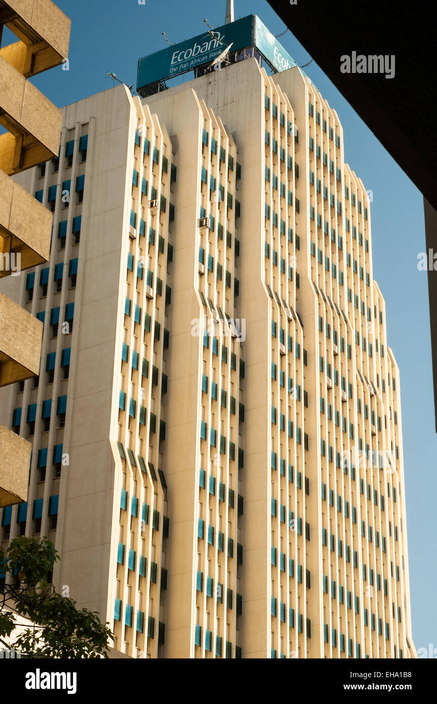 Ecobank building Banque de photographies et d’images à haute résolution ...
