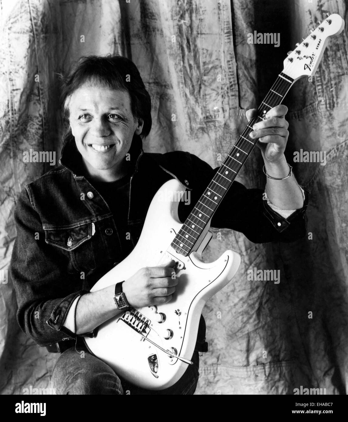 Robin trower Banque d'images noir et blanc - Alamy