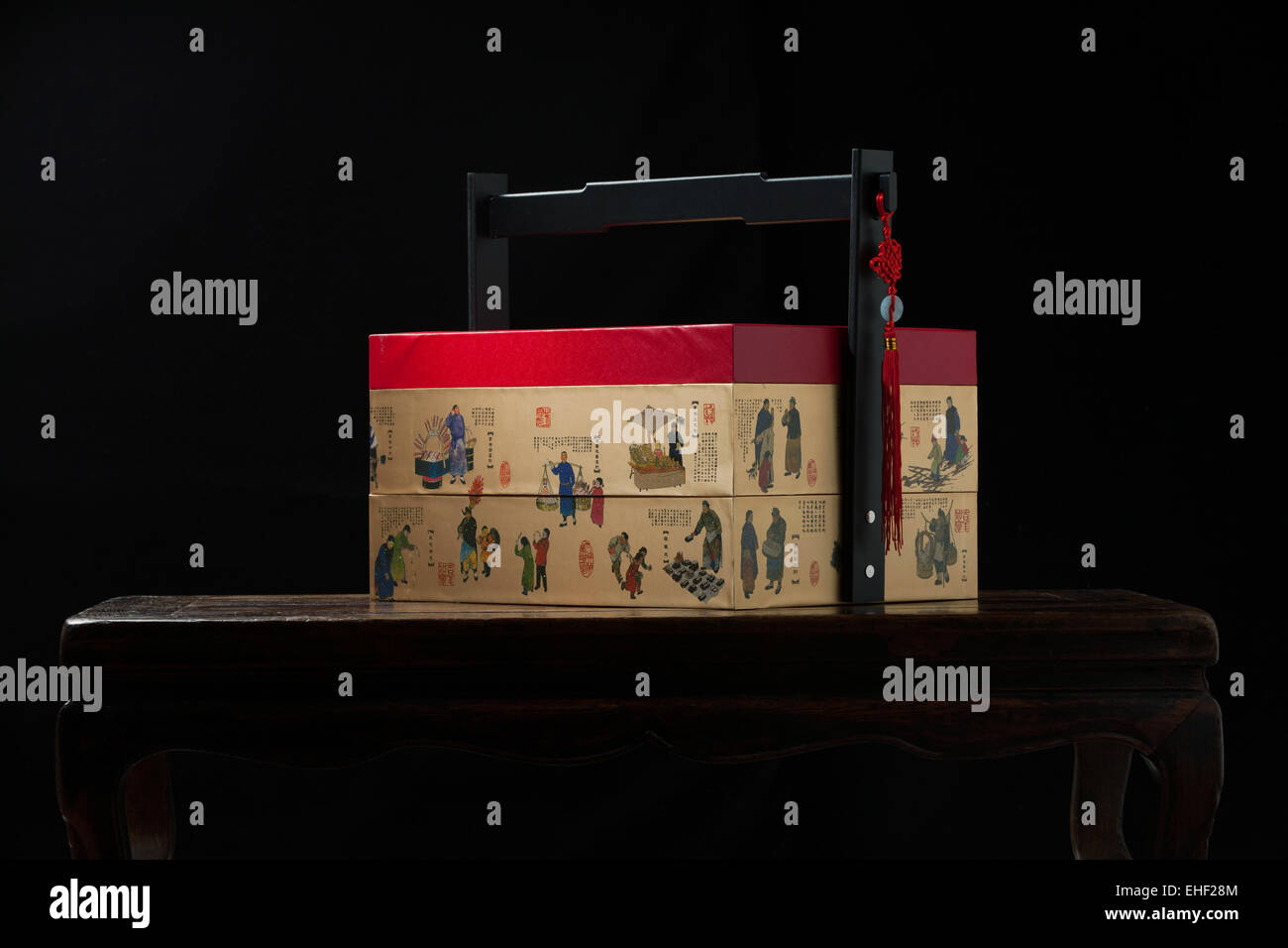 Cadeau traditionnel Banque de photographies et d’images à haute ...