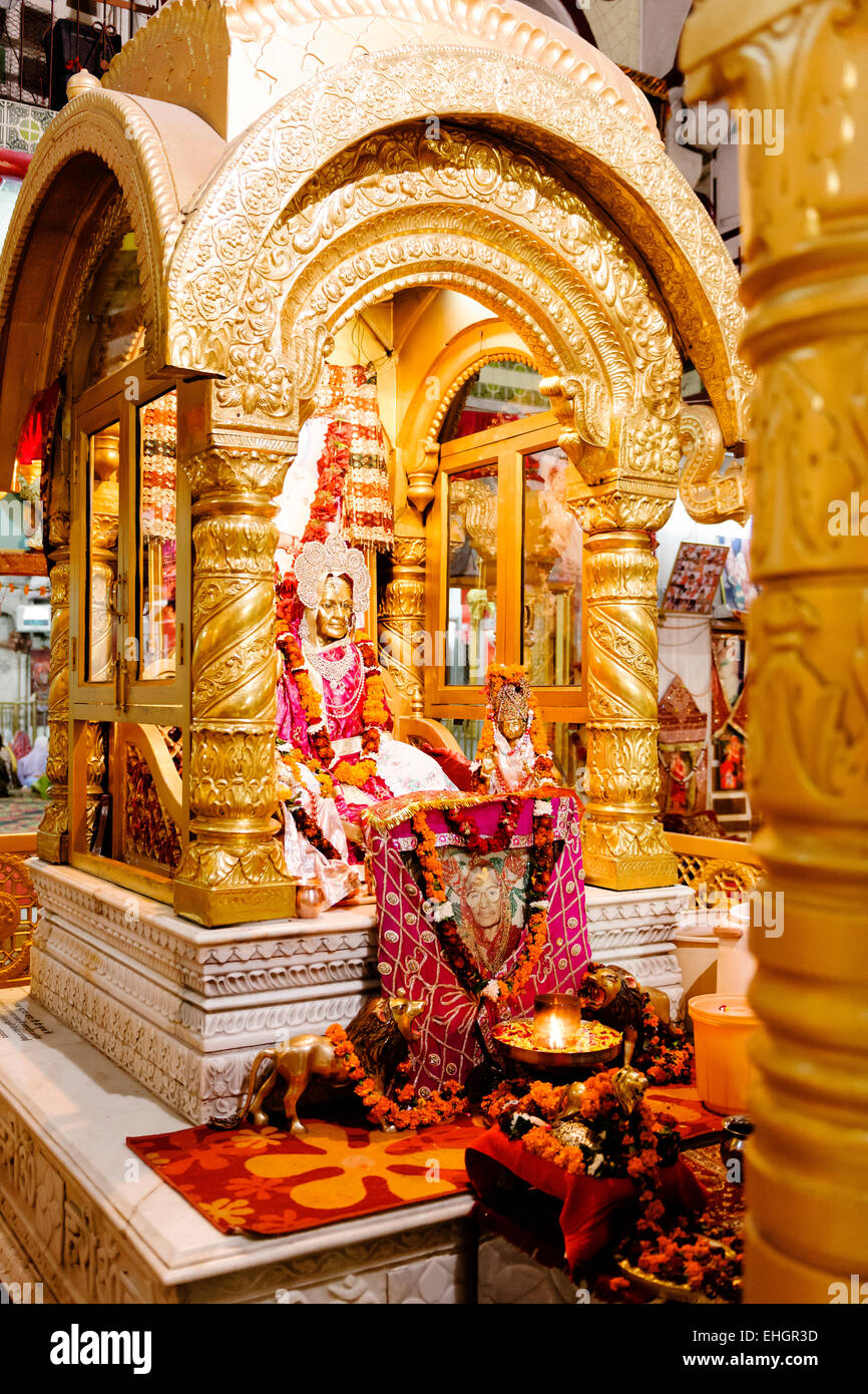 Mata lal devi mandir Banque de photographies et d’images à haute ...