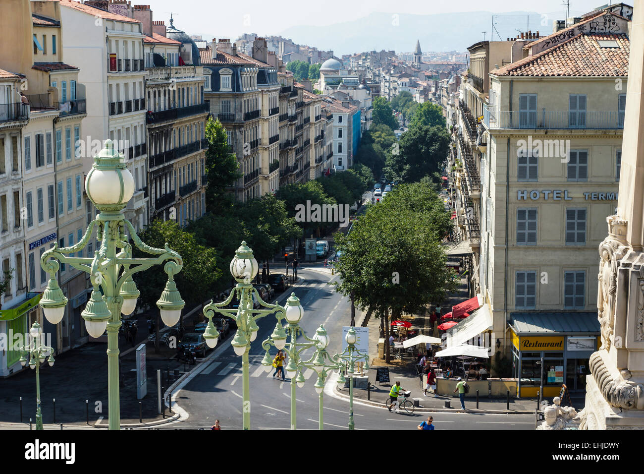 Bahnhof marseille saint charles Banque de photographies et d’images à ...