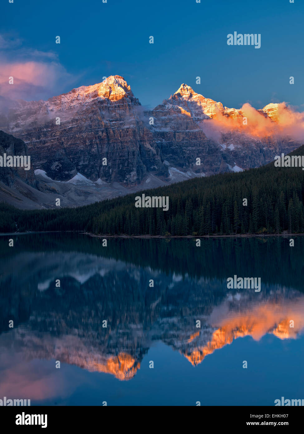 Parc national du lac banff Banque de photographies et d’images à haute résolution - Alamy