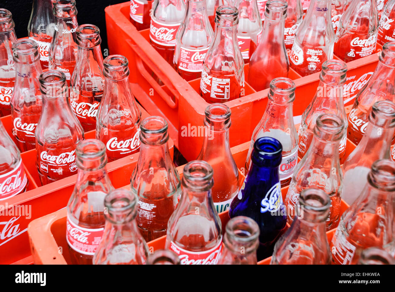 Bouteille En Plastique De Coca Avec Des Noms