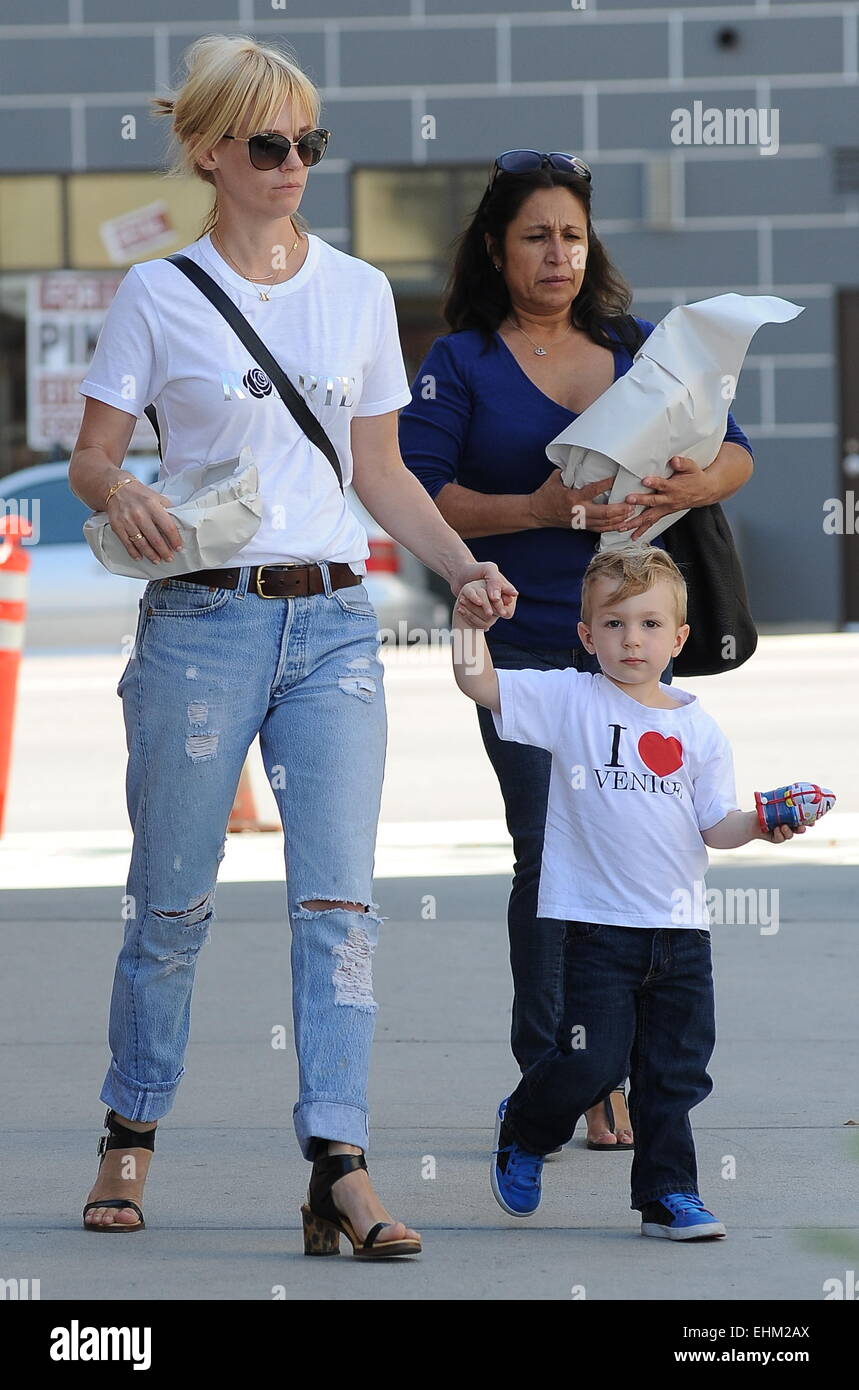 Xander dane jones Banque de photographies et d’images à haute ...