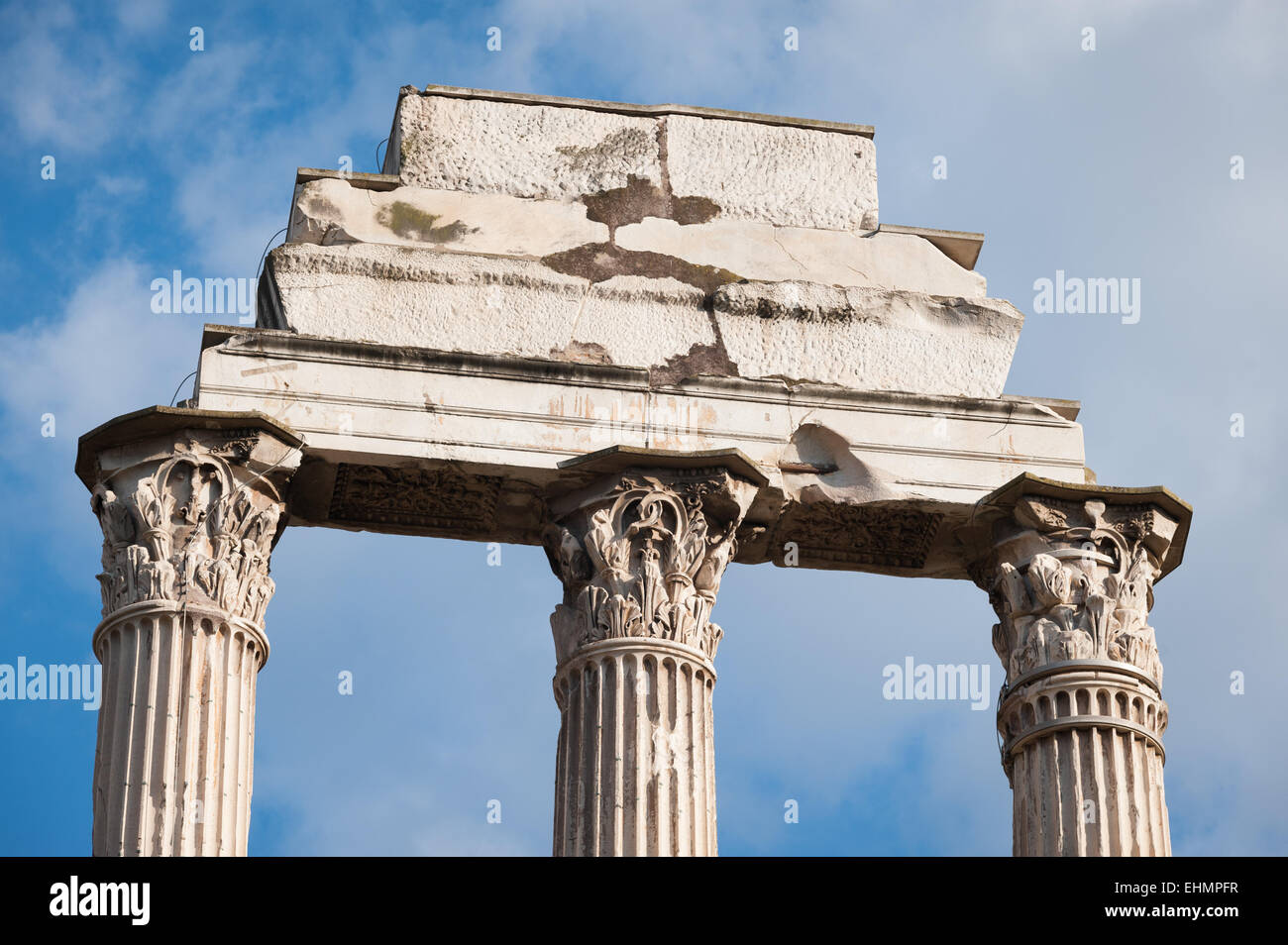 Colonnes de temple de castor et pollux Banque de photographies et d ...