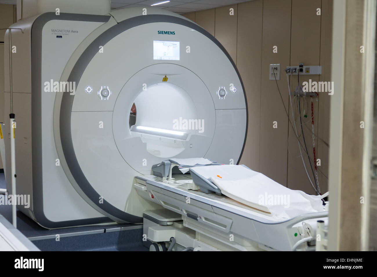 Mri scanner Banque de photographies et d’images à haute résolution - Alamy