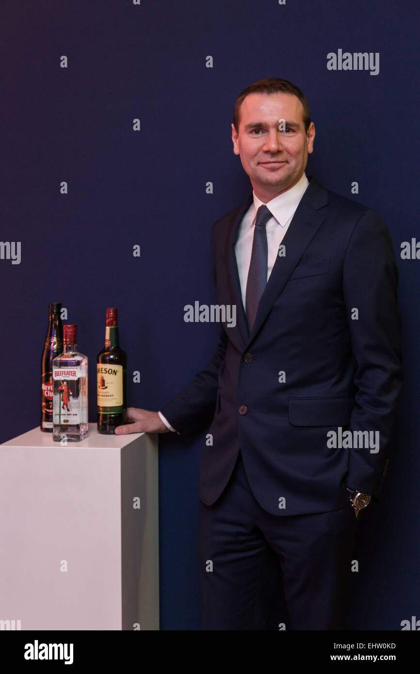 Ceo du groupe pernod ricard Banque de photographies et d’images à haute ...