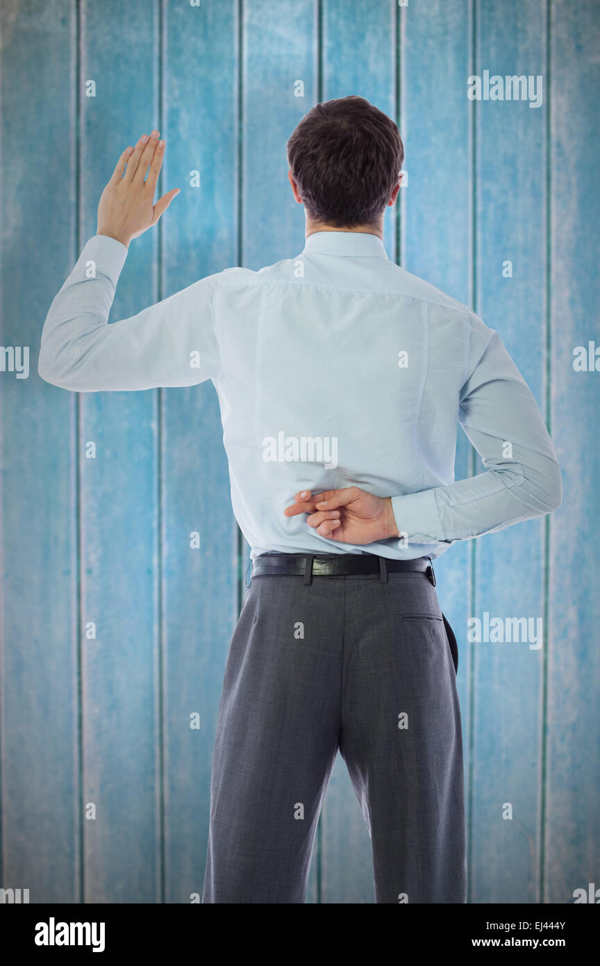 Homme croiser doigts Banque de photographies et d’images à haute ...