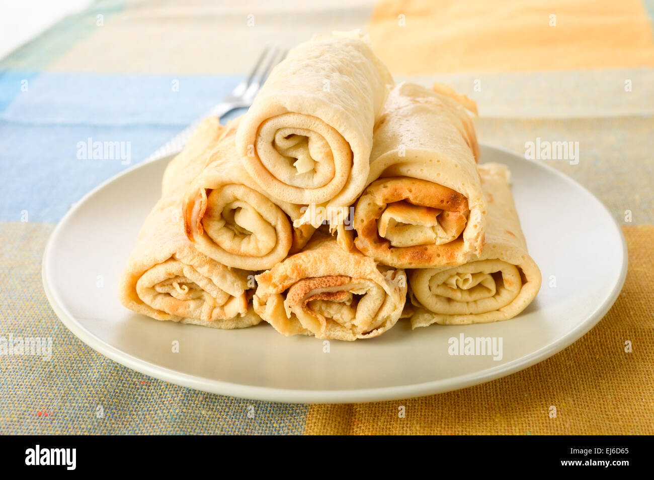 Crepe roll Banque de photographies et d’images à haute résolution - Alamy