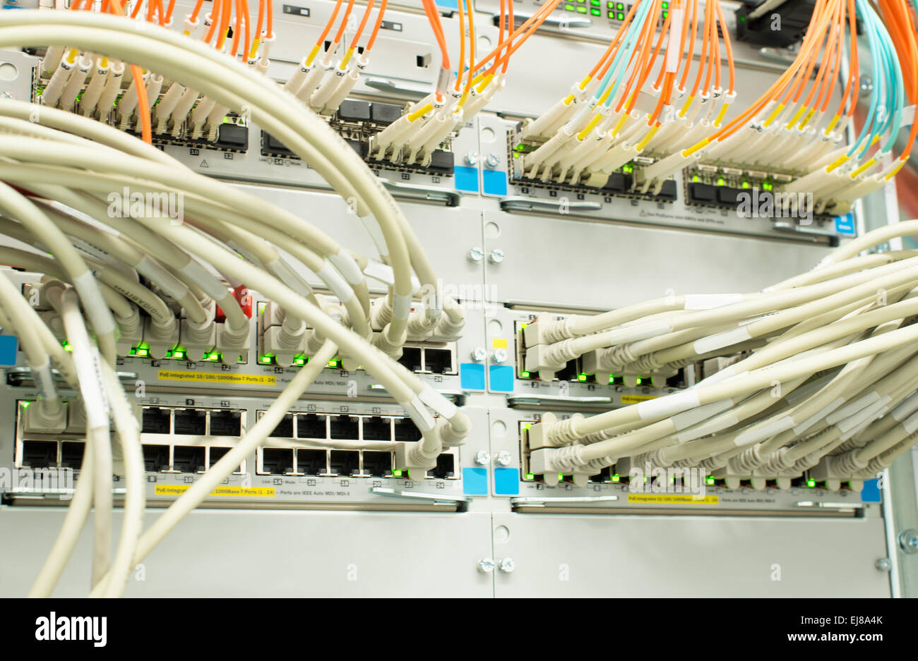 Network switch Banque de photographies et d’images à haute résolution ...