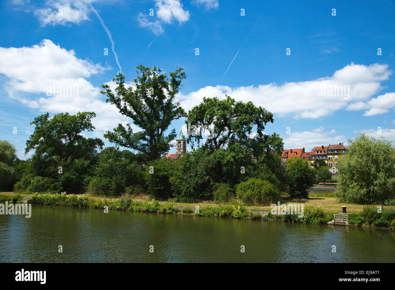 Homme bon Banque de photographies et d’images à haute résolution - Alamy