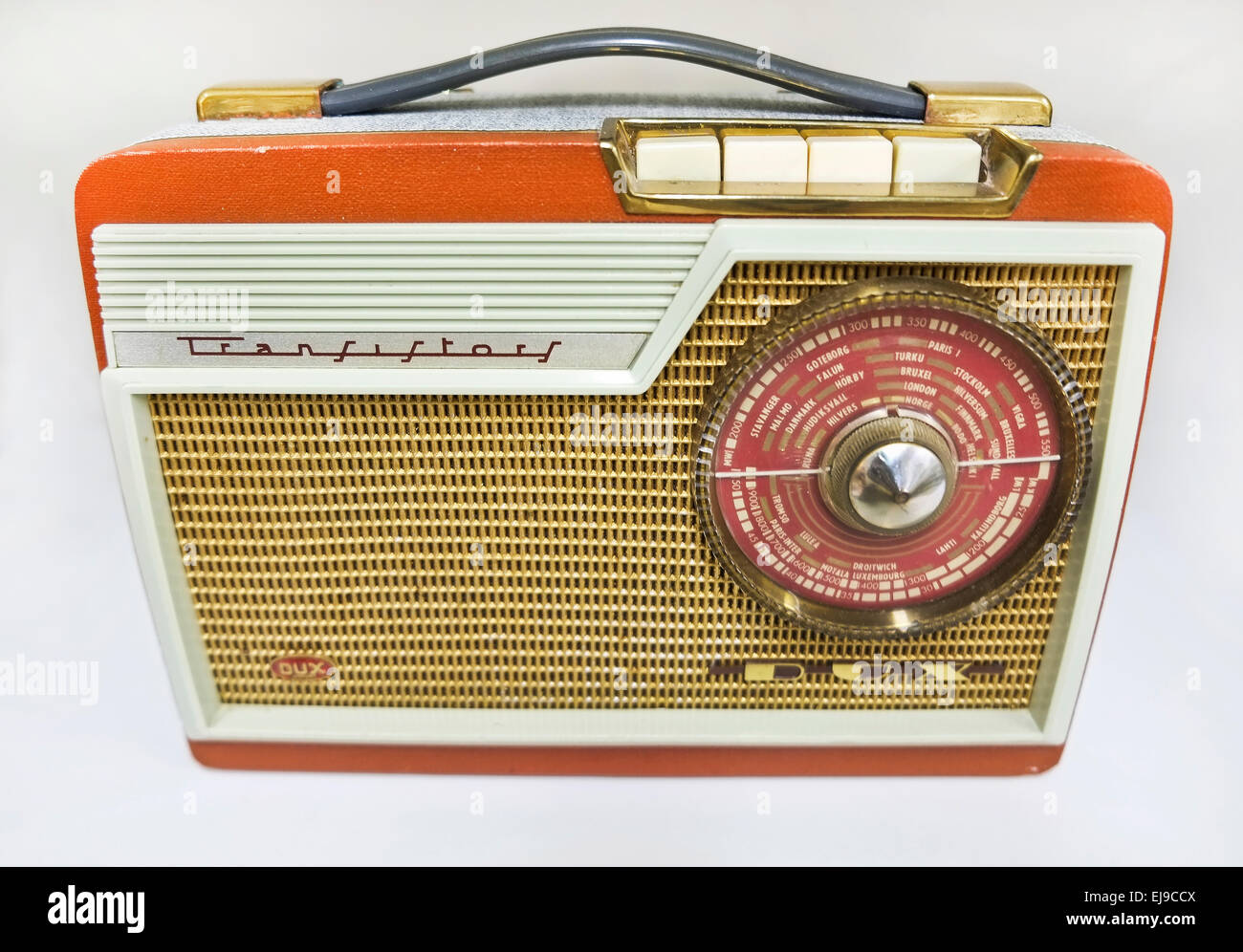 Radio transistor 1960s Banque de photographies et d’images à haute ...