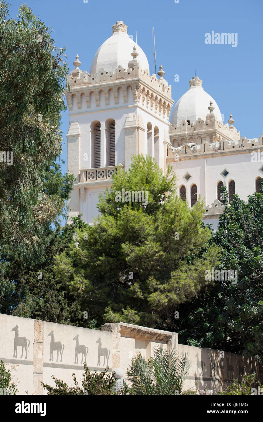 La cathédrale saint louis de carthage Banque de photographies et d ...