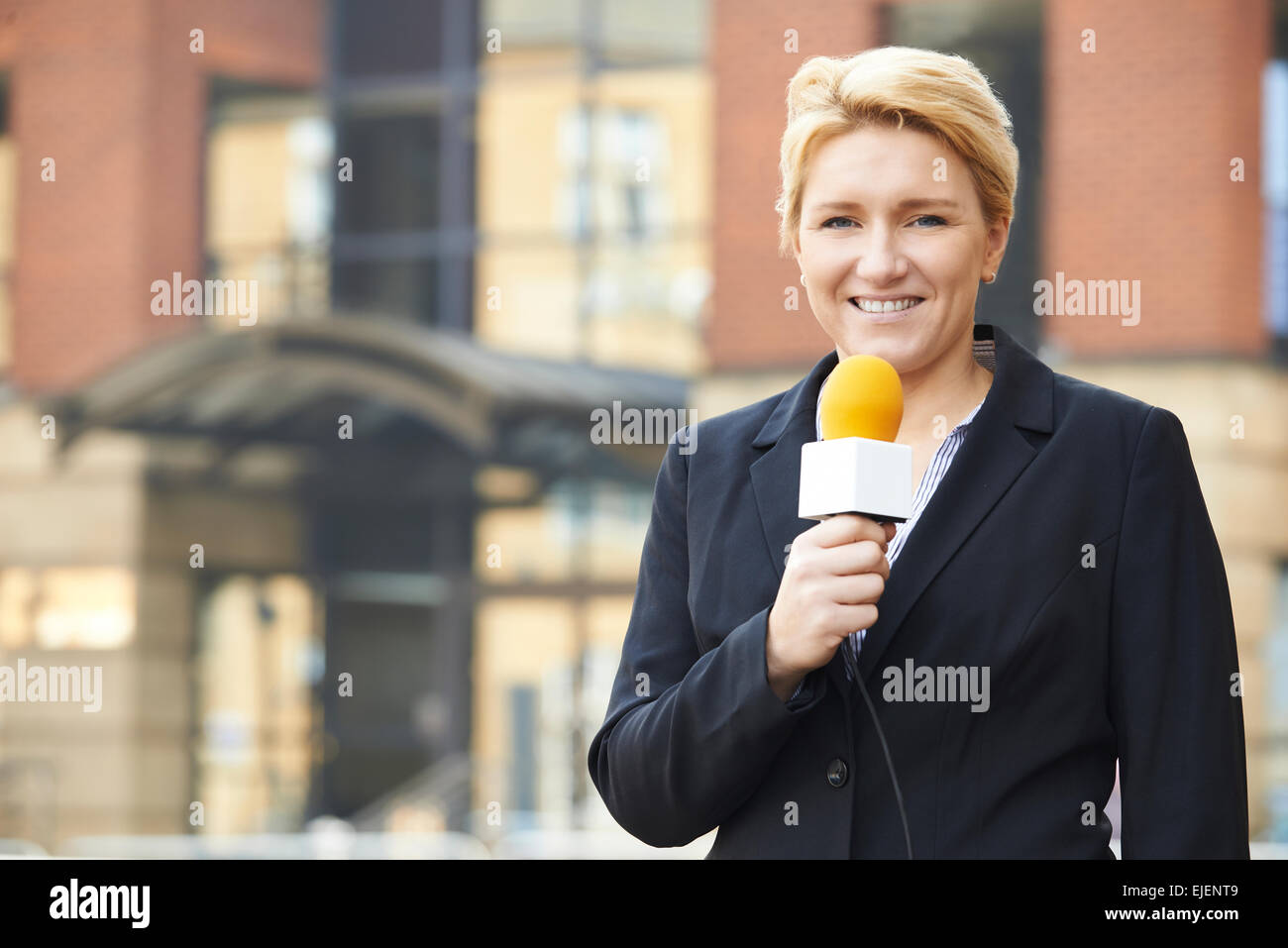 Interview Tv Portrait Banque d'image et photos - Alamy